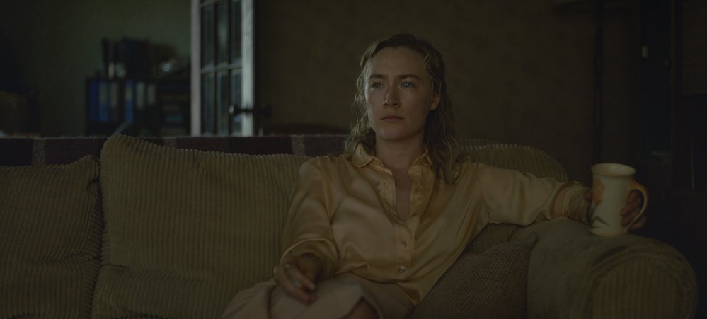 A Private Advance Screening of Foe, Starring Saoirse Ronan and Paul ...